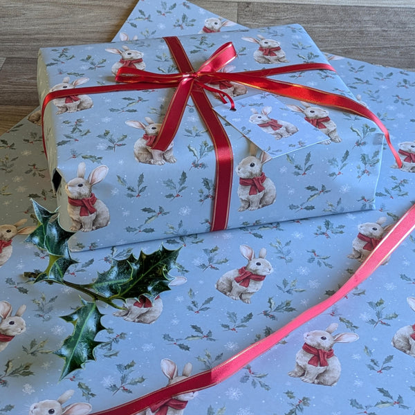 Bunny Rabbit Christmas Wrapping Paper and Gift Tag Set (Holly and Berr ...