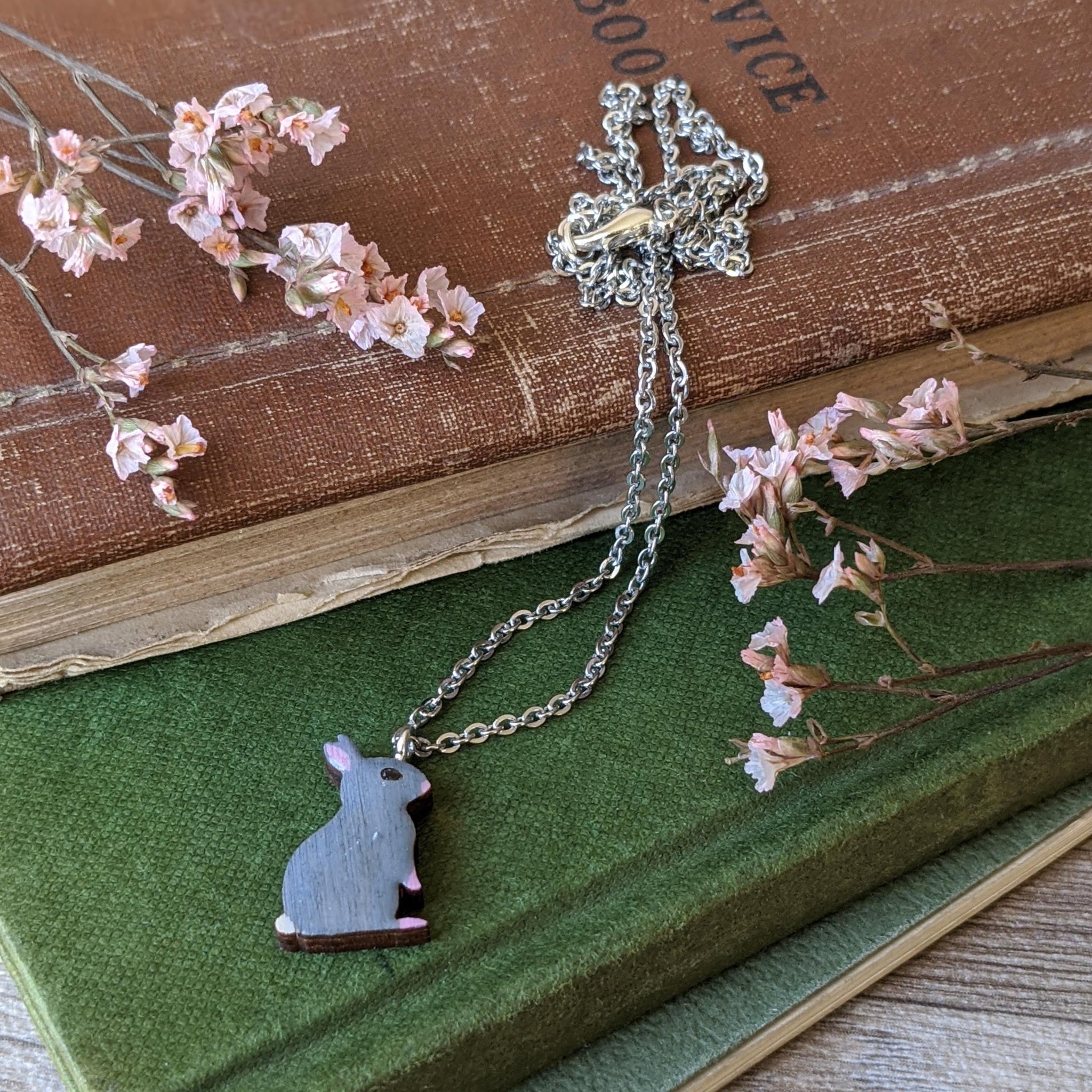 RABBIT JEWELLERY – Everything Bunny Rabbit